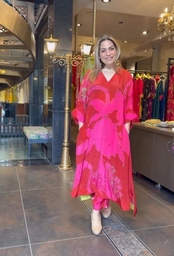 LABEL ACHIRA Hot Pink Floral Set ( Pure Crepe ) Price in India - Buy ...