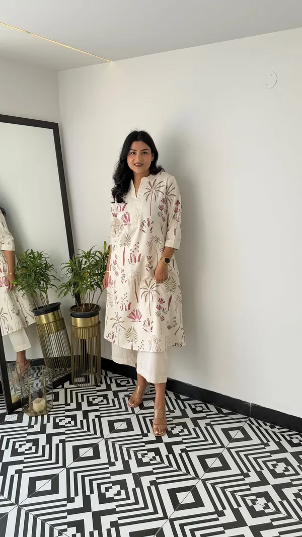 LABEL ACHIRA Pink Sapling Kurta Set Price in India - Buy LABEL ACHIRA ...