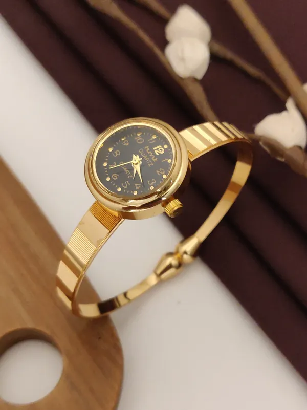 Trendz Jewellery Stylish Party Wear Watch For Women & Girls Price in ...