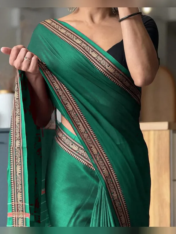 DEVIKA TEXTILES Ragini Bottle green Narayan pet Pure cotton saree Price ...