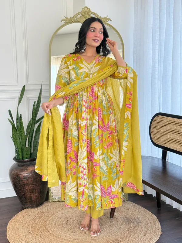 Kasturi Queen Gulmohar Anarkali Suit Set Price in India - Buy Kasturi ...