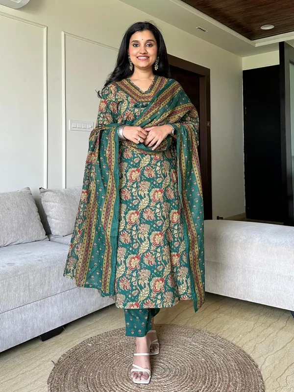 Bell Butta THE KHWAAB FLORAL COTTON SET -GREEN Price in India - Buy Bell Butta THE KHWAAB FLORAL ...