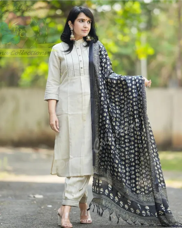 Urban India Off White Khadi Cotton Kurta and Bottom Set with Khadi Silk ...