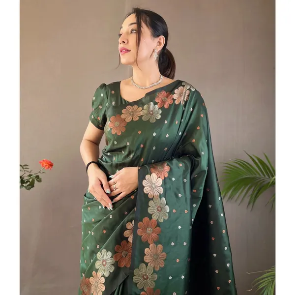 RADHI FASHION Mehndi Green Gorgeous Soft Silk Gold Copper Silver Zari ...