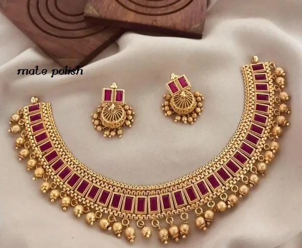 Lucentarts Jewellery SOUTH INDIAN TRADITIONAL COPPER NECKLACE JEWELLERY SET FOR WOMEN Price in India Buy Lucentarts Jewellery SOUTH INDIAN