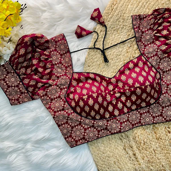 New fashion blouse store